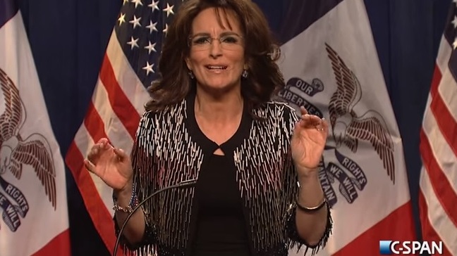 Watch: Tina Fey as Sarah Palin endorses Donald Trump | kgw.com